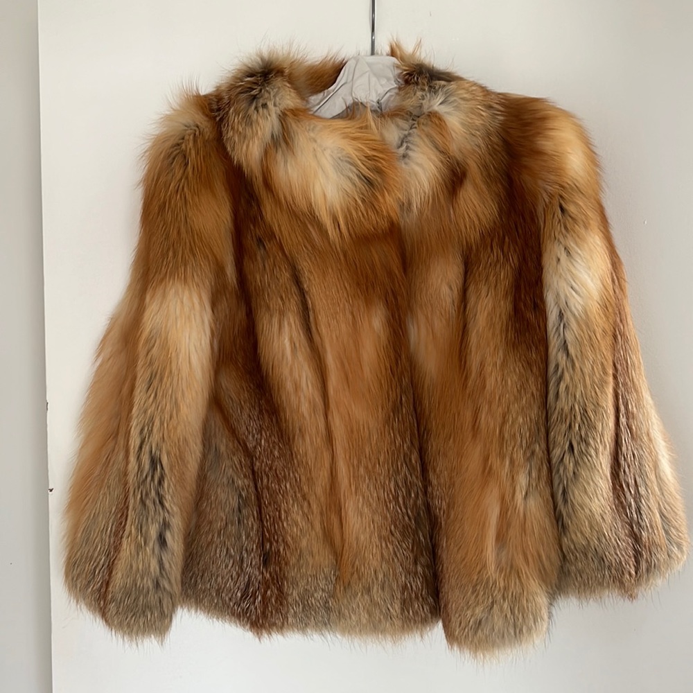 Beautiful Fox Jacket, Almost New, Maximilian Brand - Gem